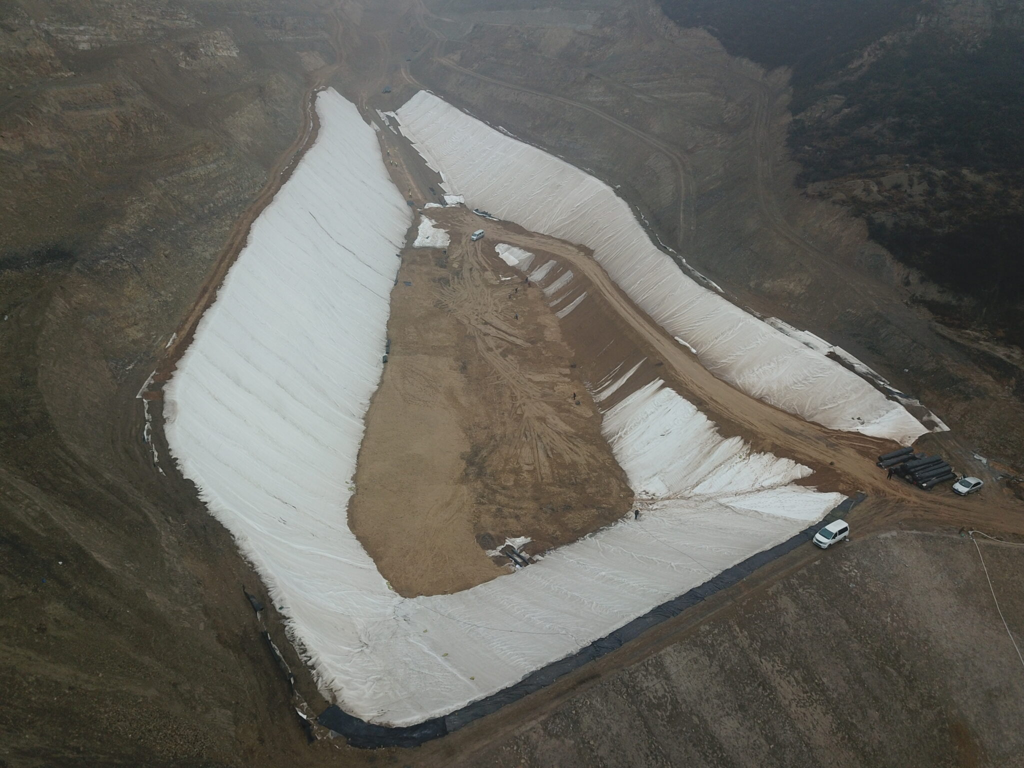 Water resistance test of geotextiles - tinhygeosynthetics.com